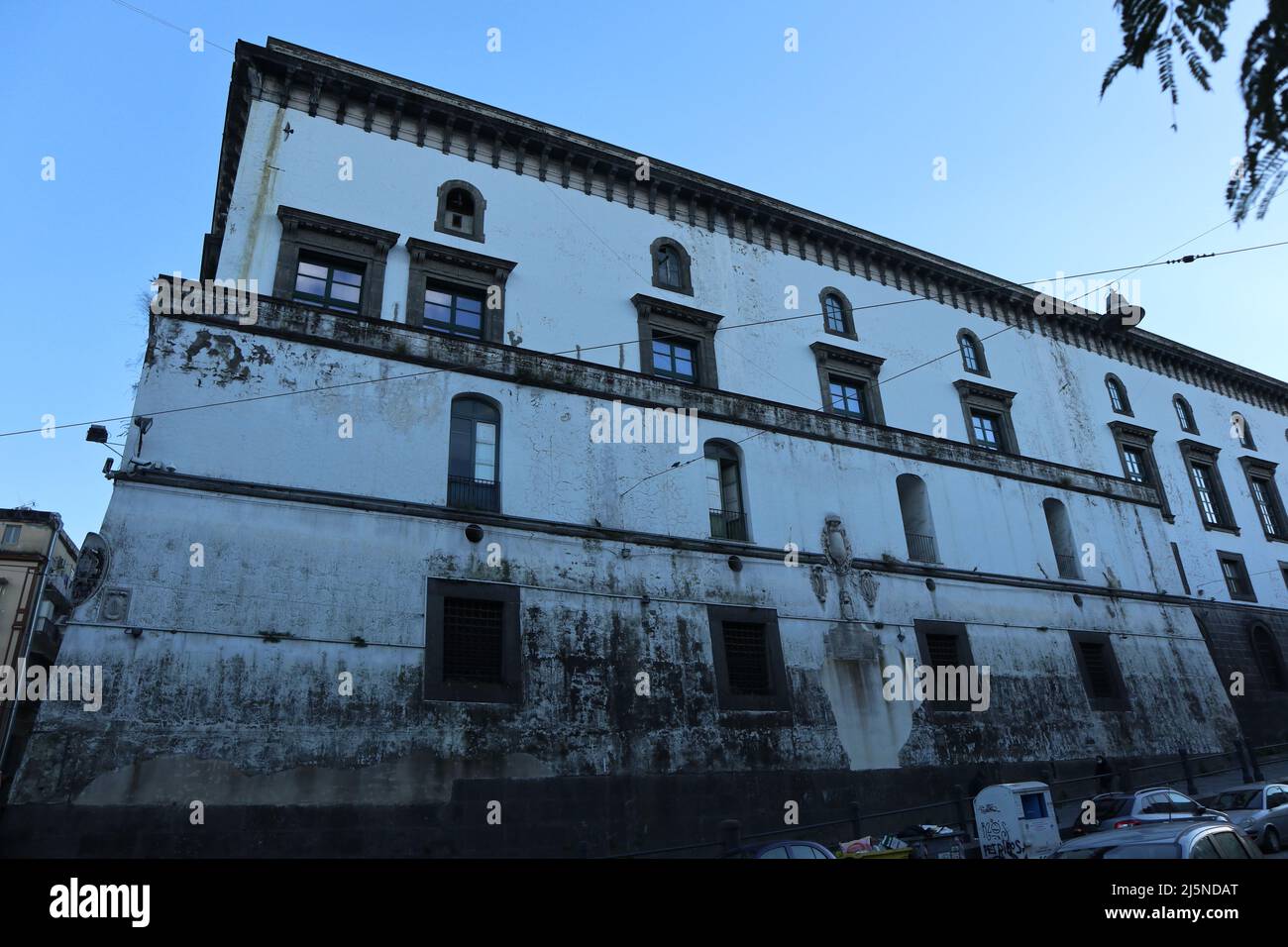Napoli - Castel Capuano da Piazza Enrico De Nicola Stock Photo - Alamy