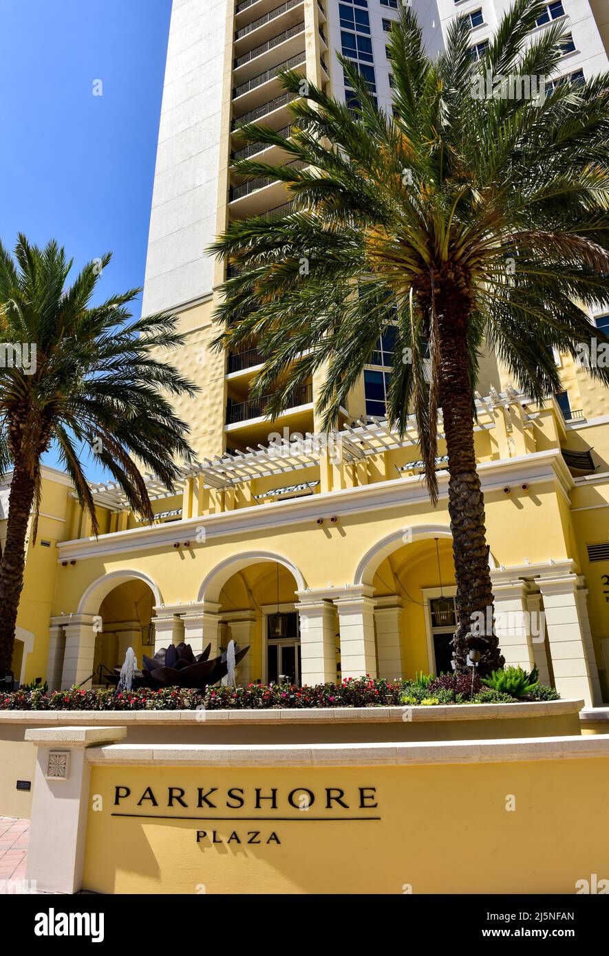 Downtown St. Petersburg, Florida, Park Shore Plaza Stock Photo - Alamy