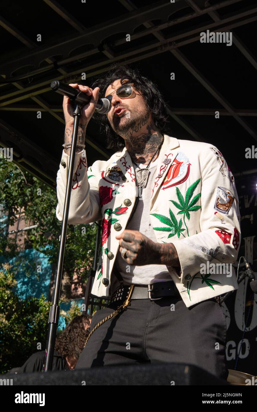 Yelawolf Logo 2022
