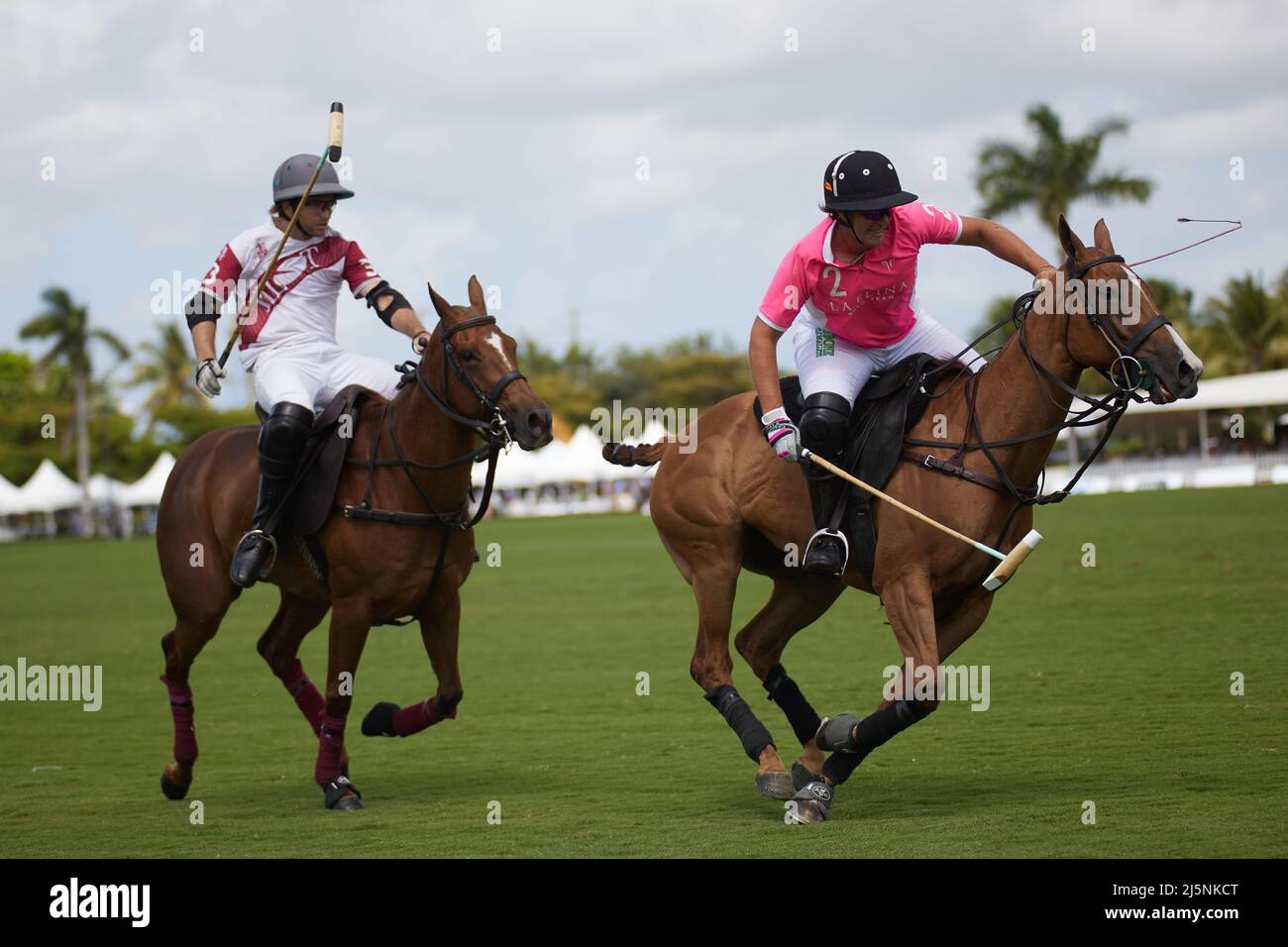 Wellington, United States. 24th Apr, 2022. 2 Gero Obregon (R) from La ...