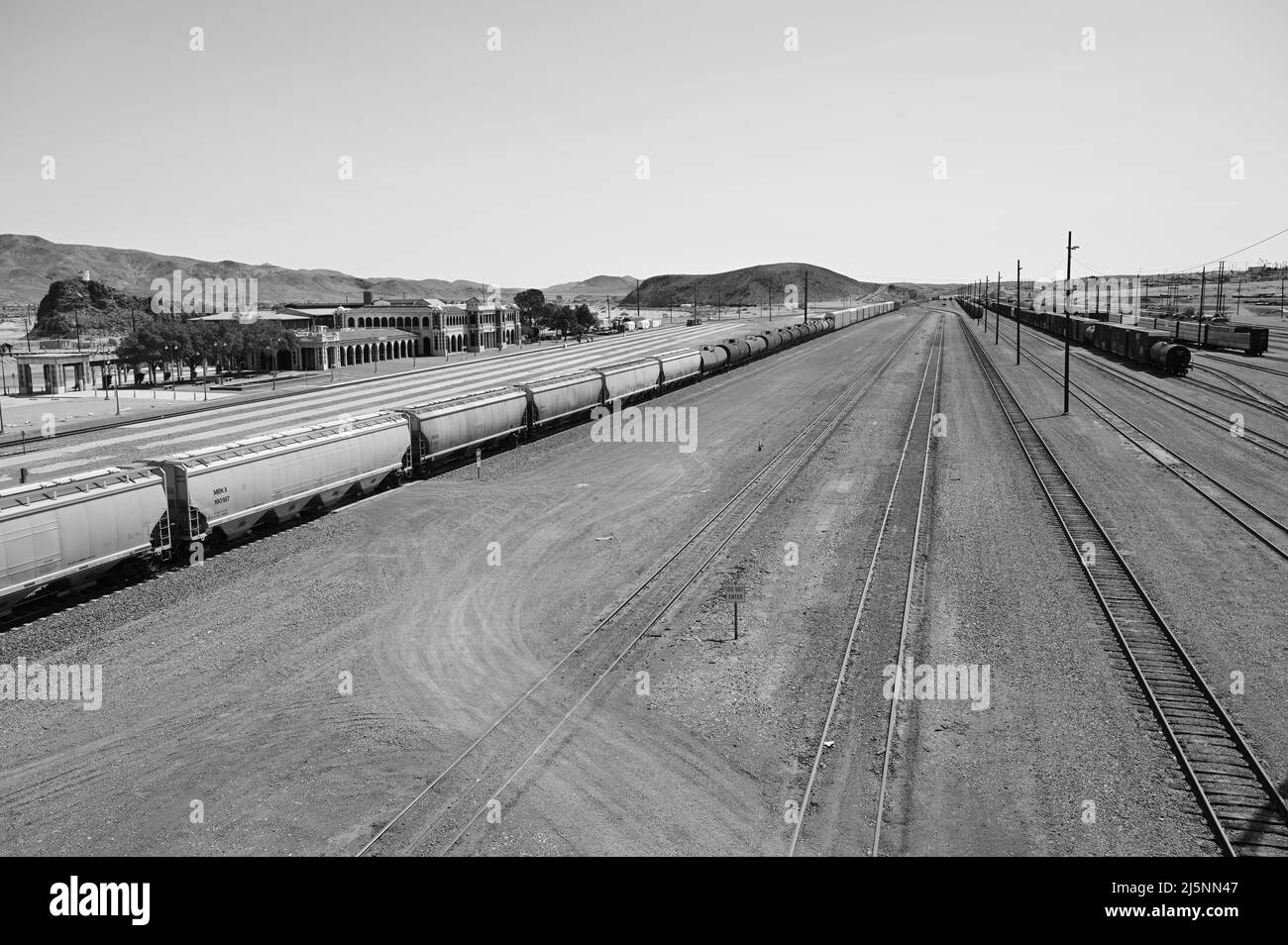 Barstow station Black and White Stock Photos & Images - Alamy