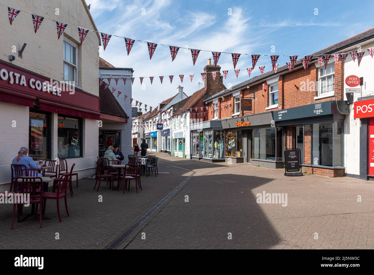 Hythe town centre, Hampshire, England, UK, view of the High Street and ...
