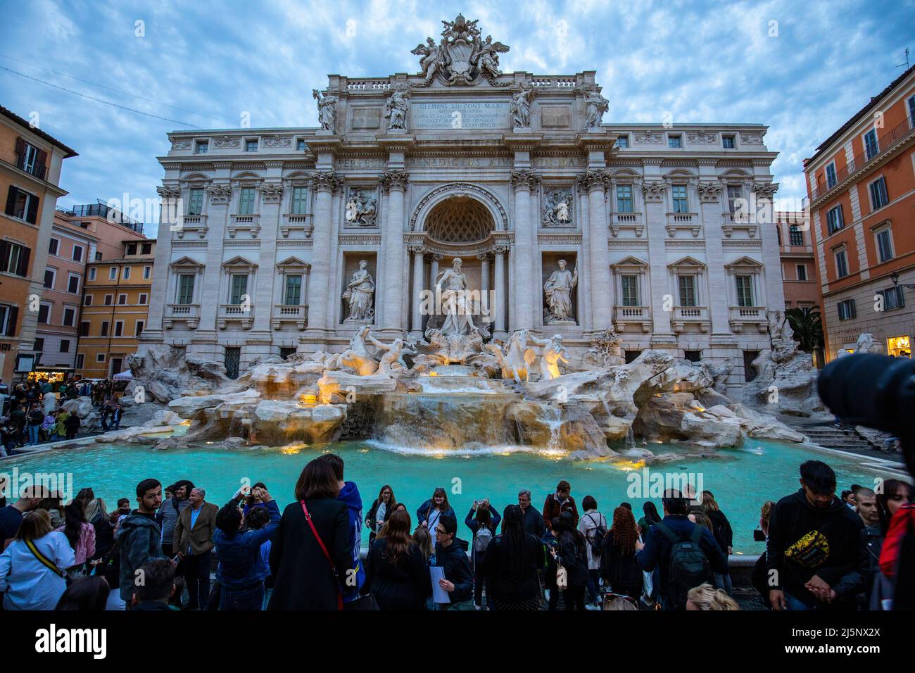 Di Trevi Fountain Stock Photo - Alamy