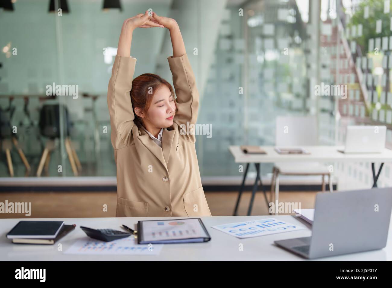 Burnout Syndrome. Portrait of Asian Business Woman feels uncomfortable ...