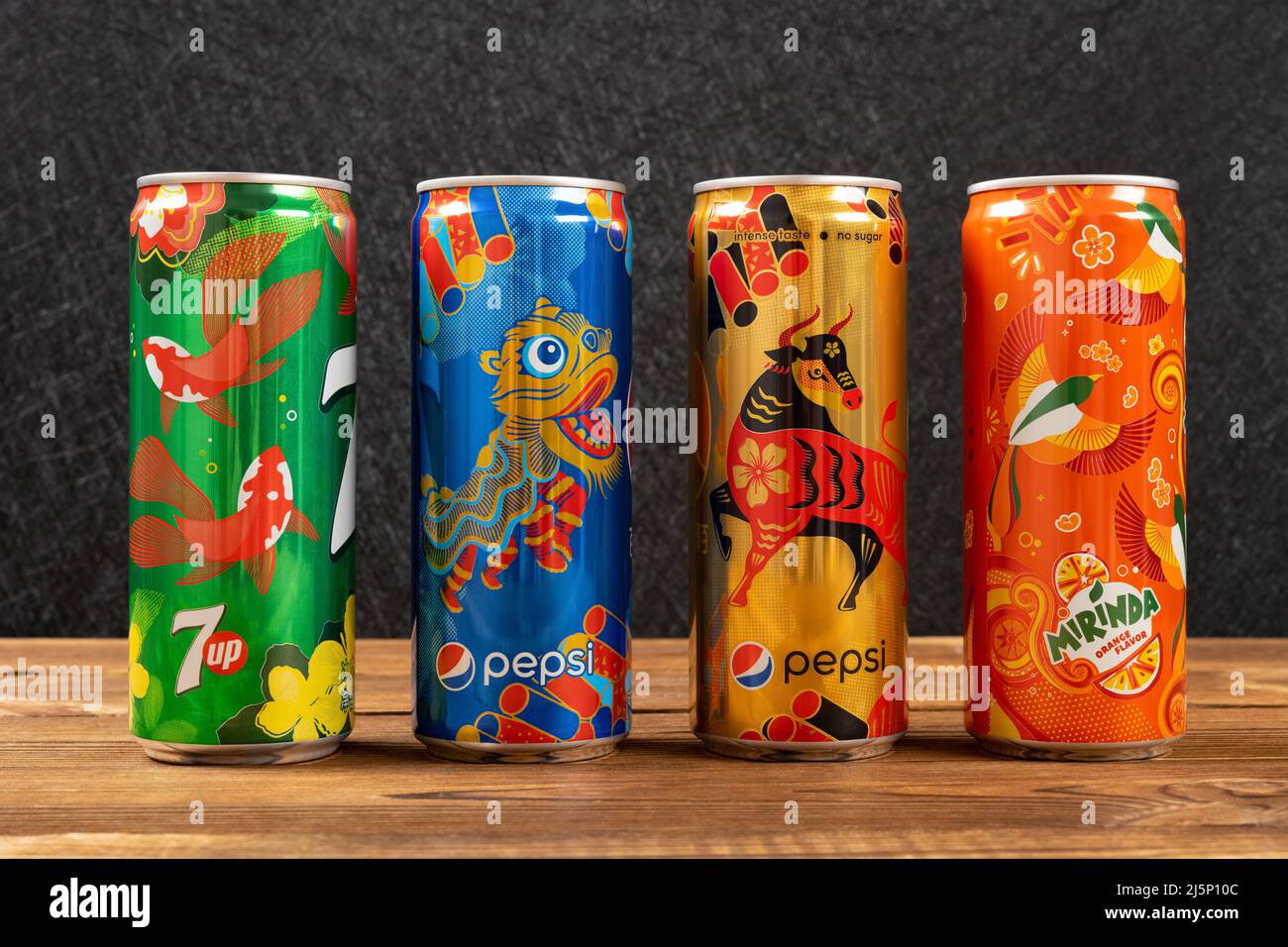 Pepsi drinks hi-res stock photography and images - Alamy