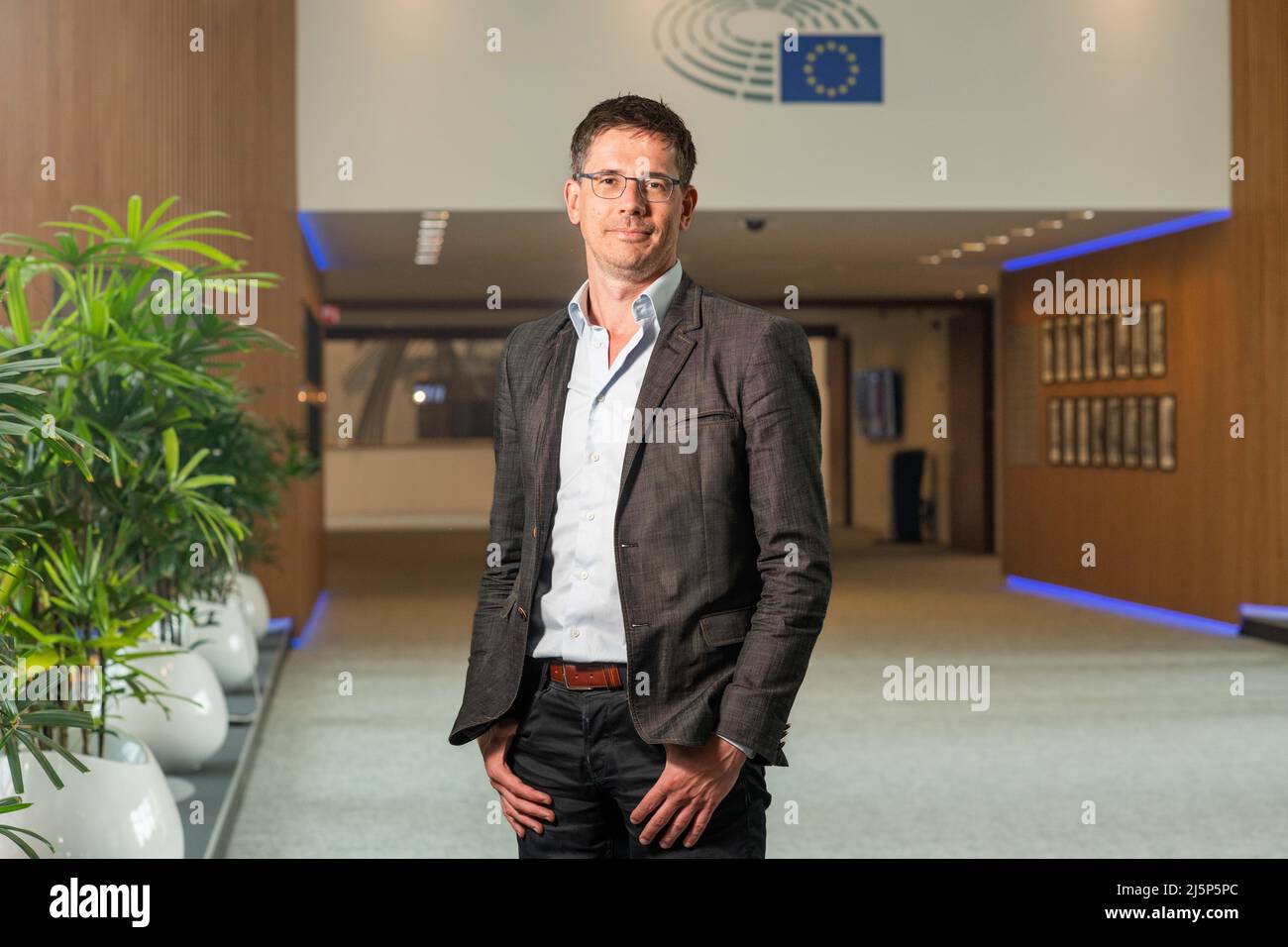 2022-04-19 15:36:40 BRUSSELS - Portrait of the Dutch MEP Bas Eickhout ...
