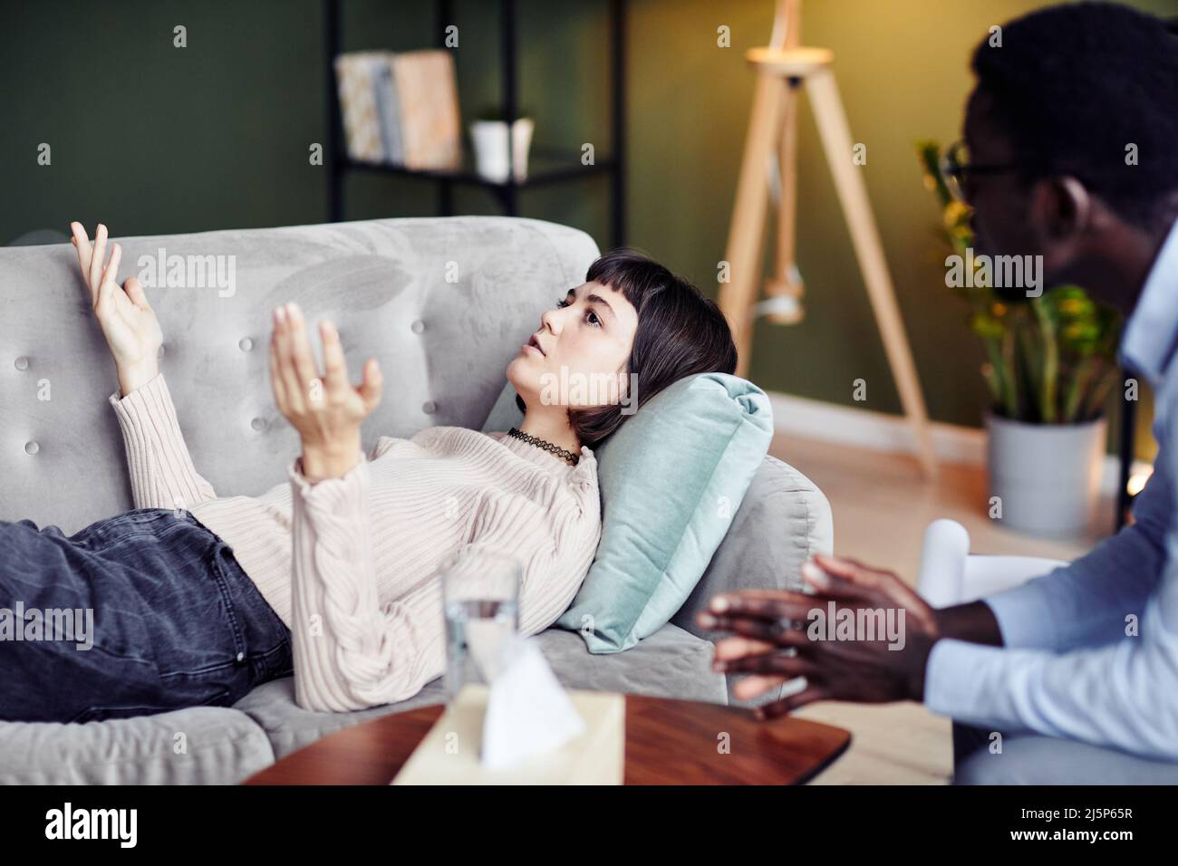 Serious young black psychologist hi-res stock photography and images ...