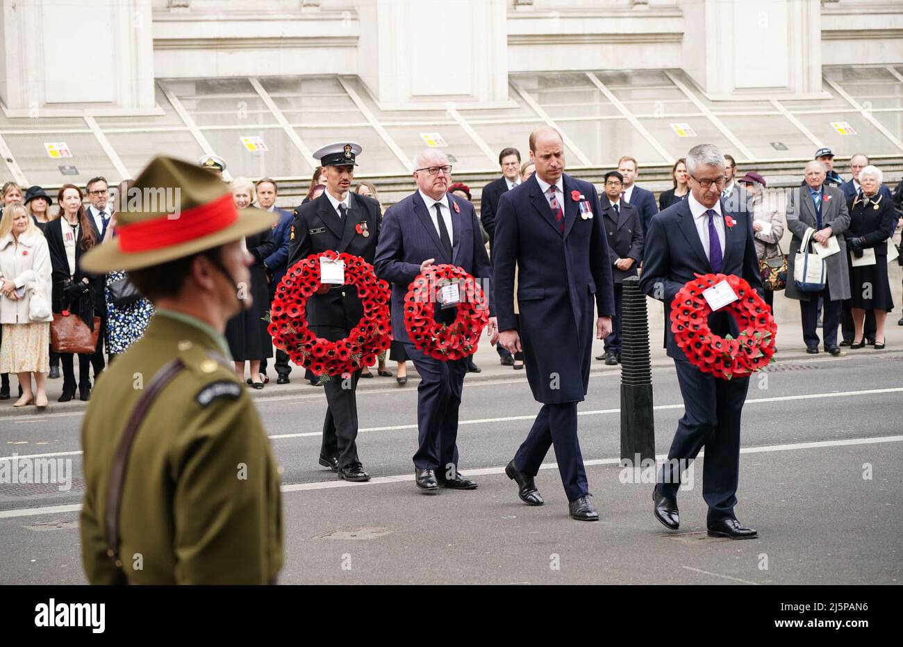 The Duke of Cambridge (2nd right) with Australian High Commissioner to ...