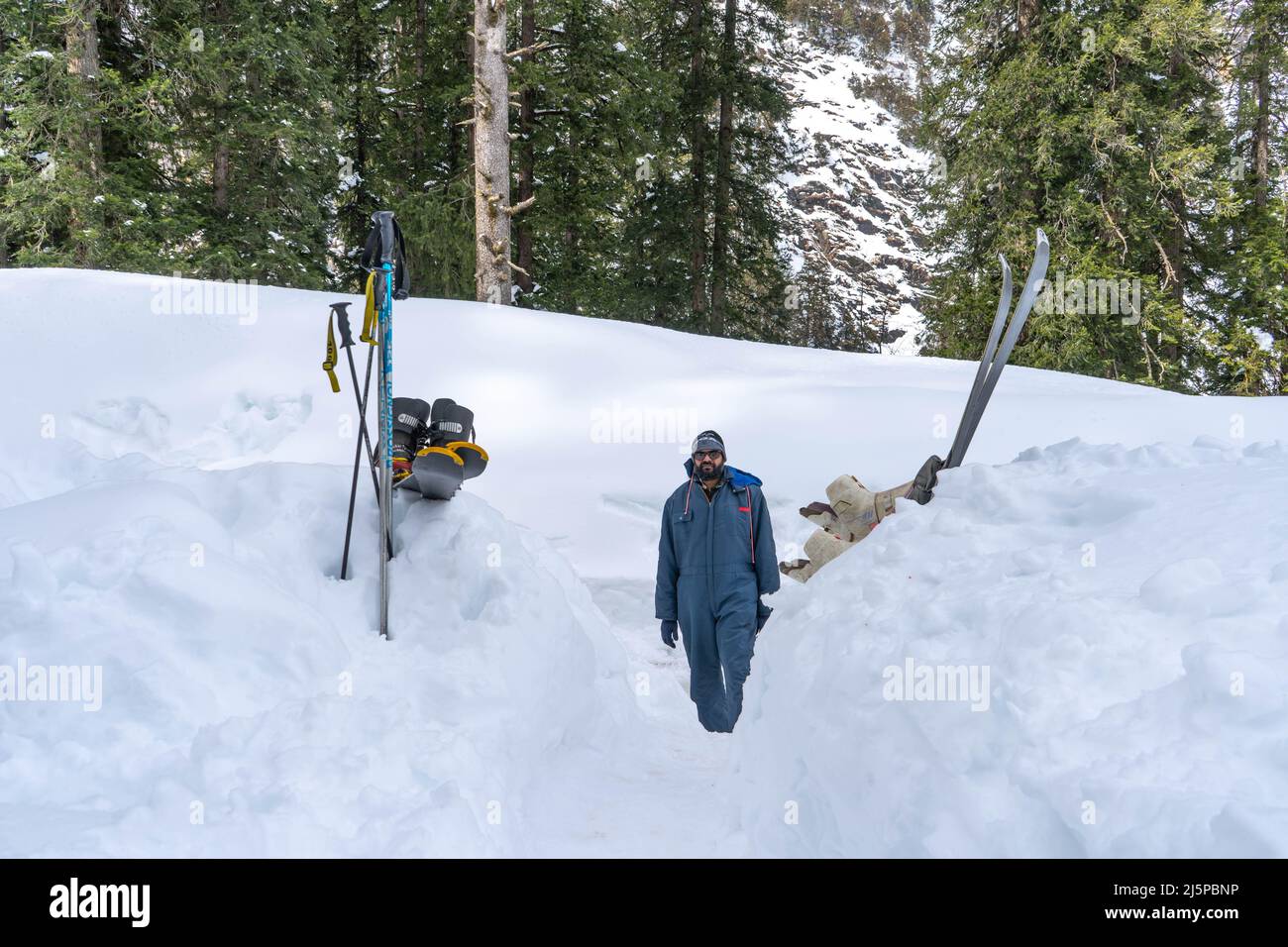 solang valley adventure manali himachal pradesh, india Stock Photo - Alamy