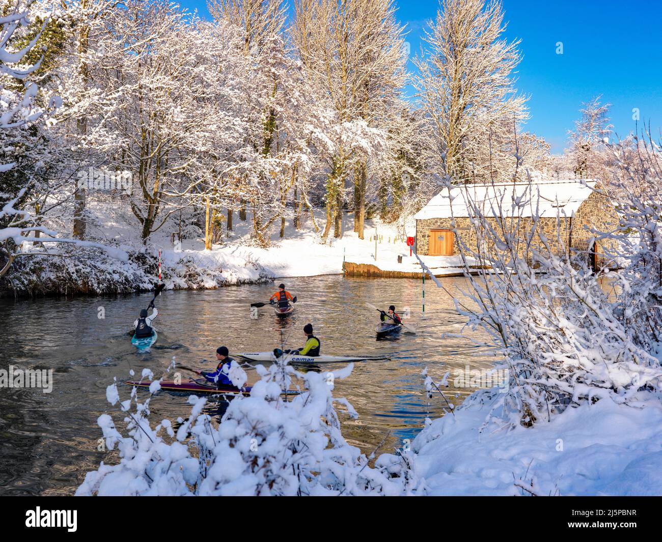Canoeists in the snow at Shaw's Bridge, Barnett's Park, Belfast ...