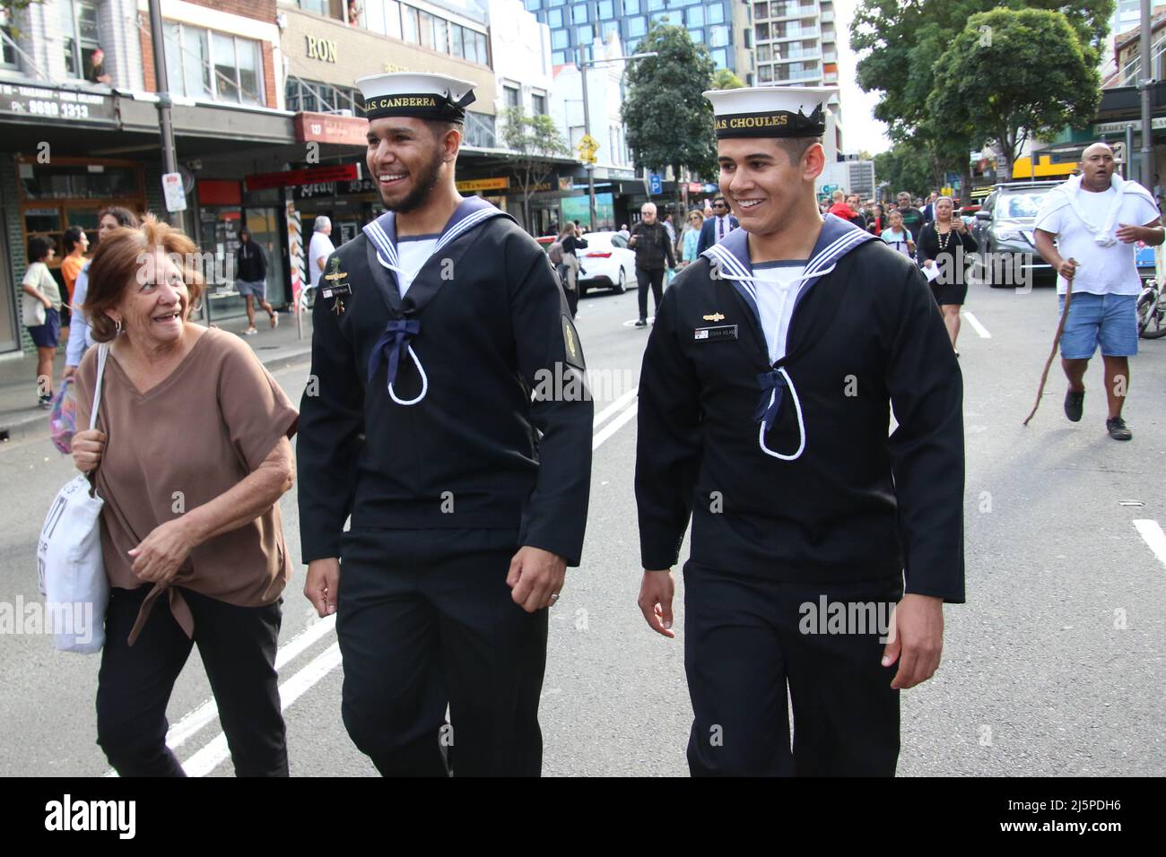 Sydney, Australia, 25th April 2022. Aboriginal Australians take part in ...