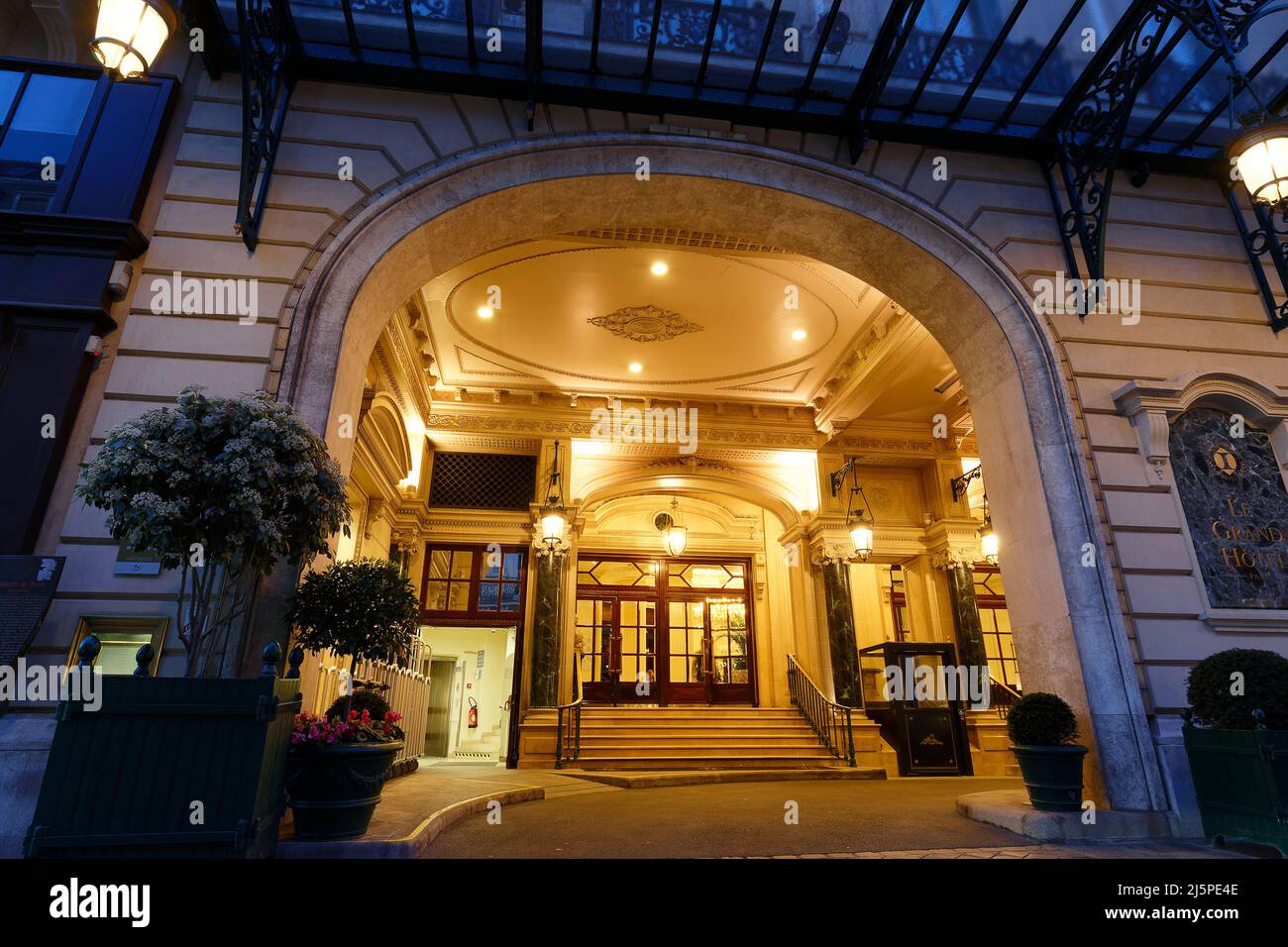 Le Grand Hotel Intercontinental located in front of the Garnier Opera ...