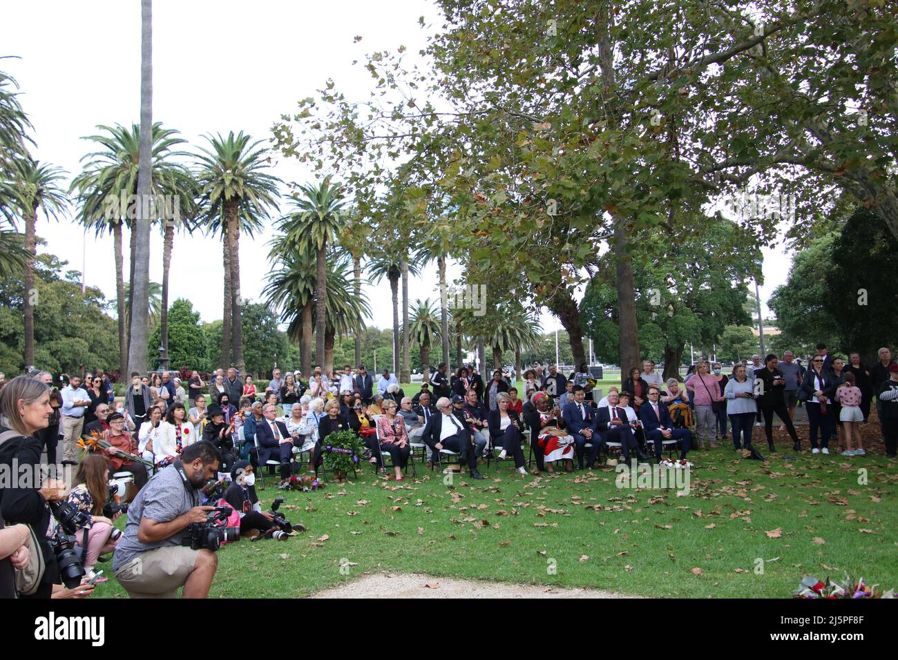 Sydney, Australia, 25th April 2022. Aboriginal Australians take part in ...