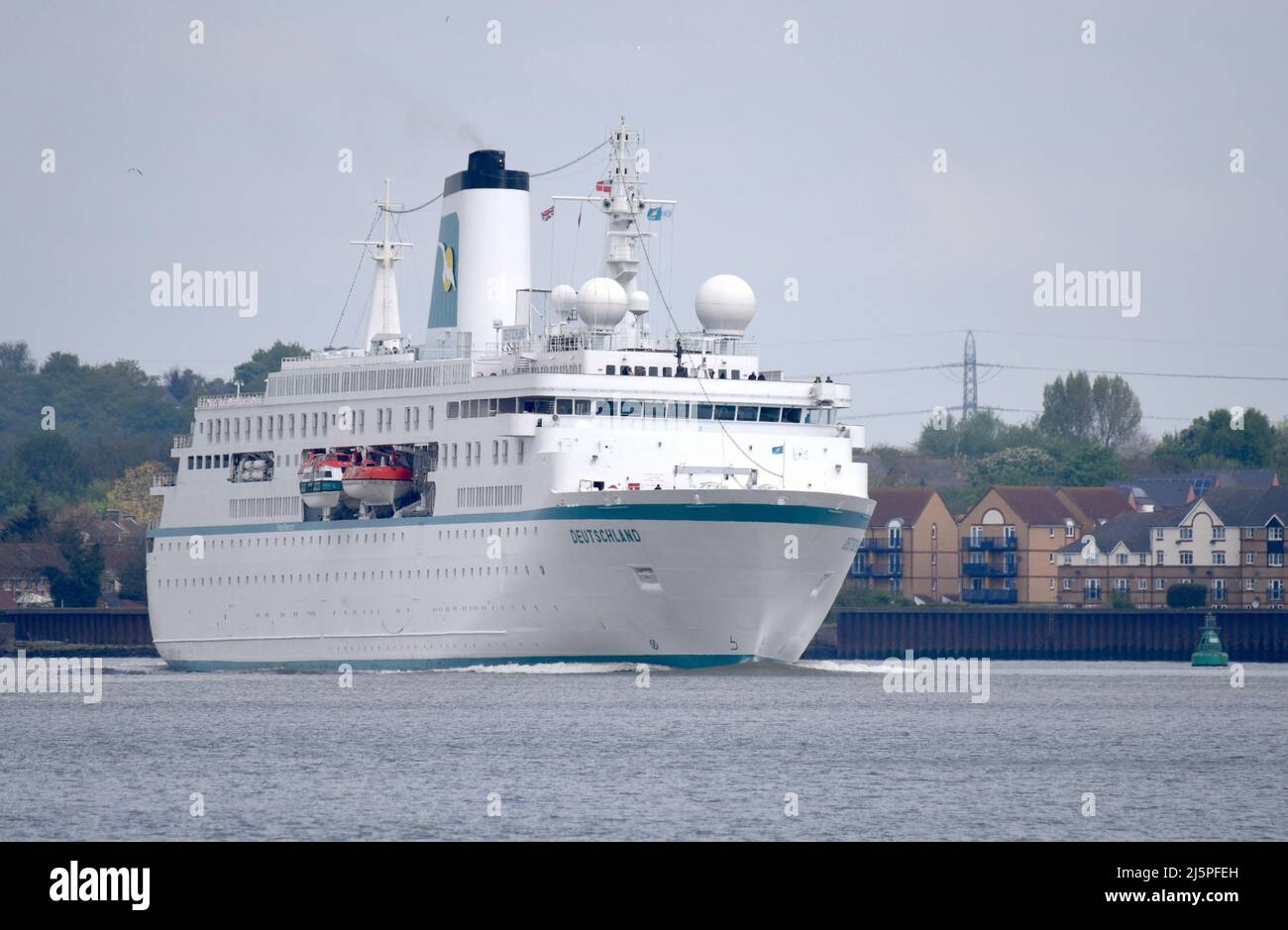 25/04/2022 Greenwich & Northfleet Hope UK Cruise ship MV Deutschland is ...