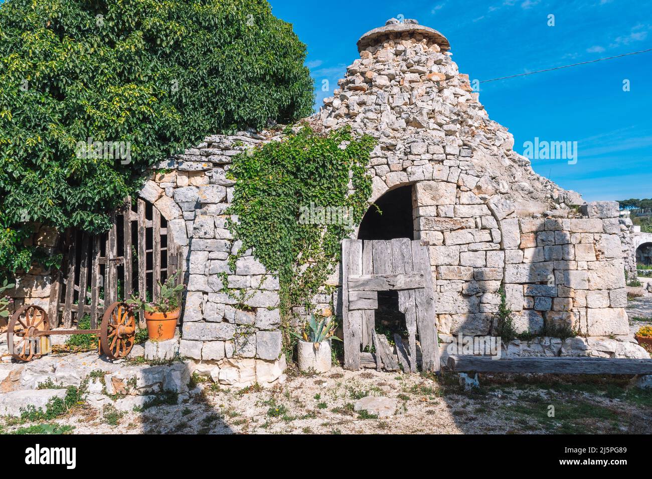 Ruins of abandoned Trulli or Trullo house, traditional Apulian dry ...