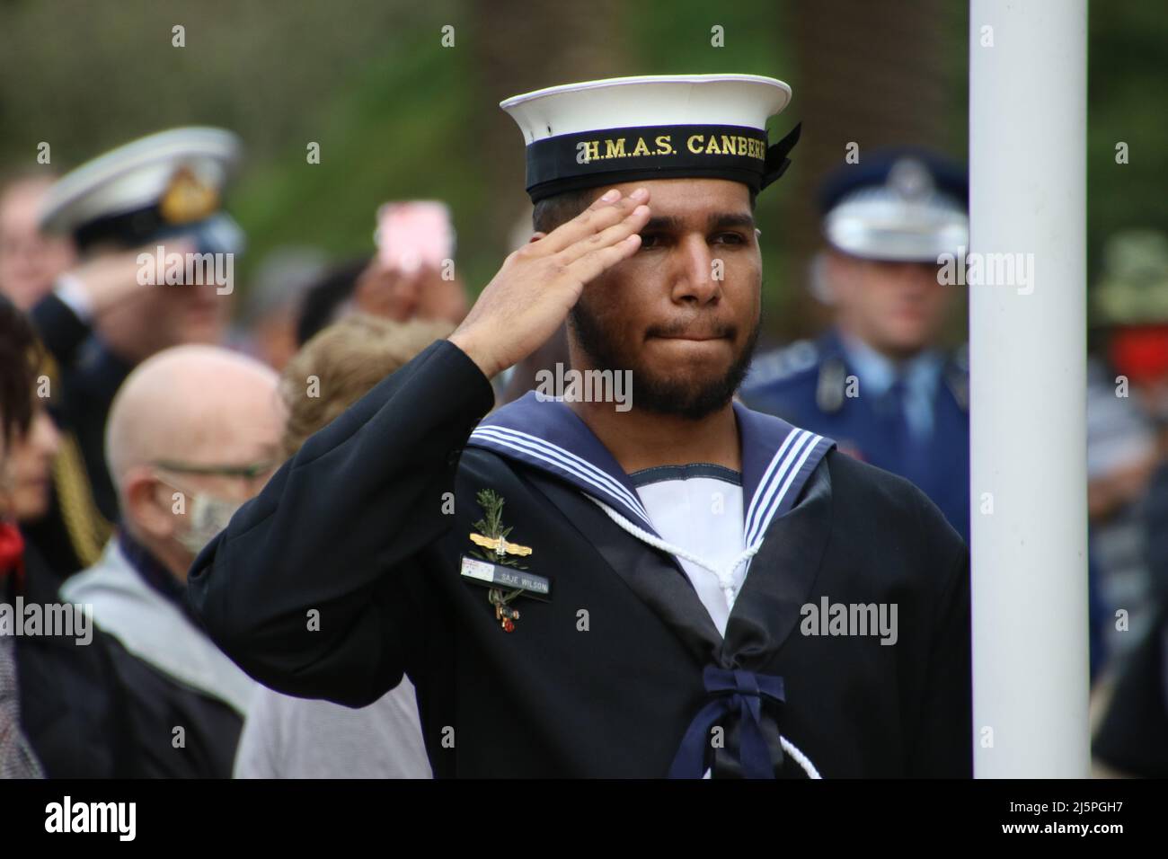 Sydney, Australia, 25th April 2022. Aboriginal Australians take part in ...