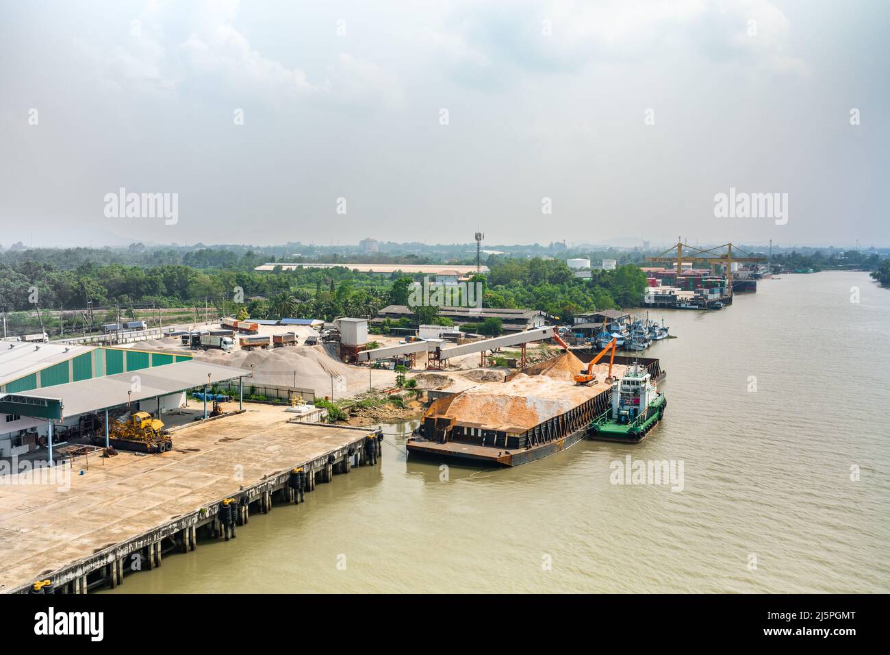 Tapi river hi-res stock photography and images - Alamy