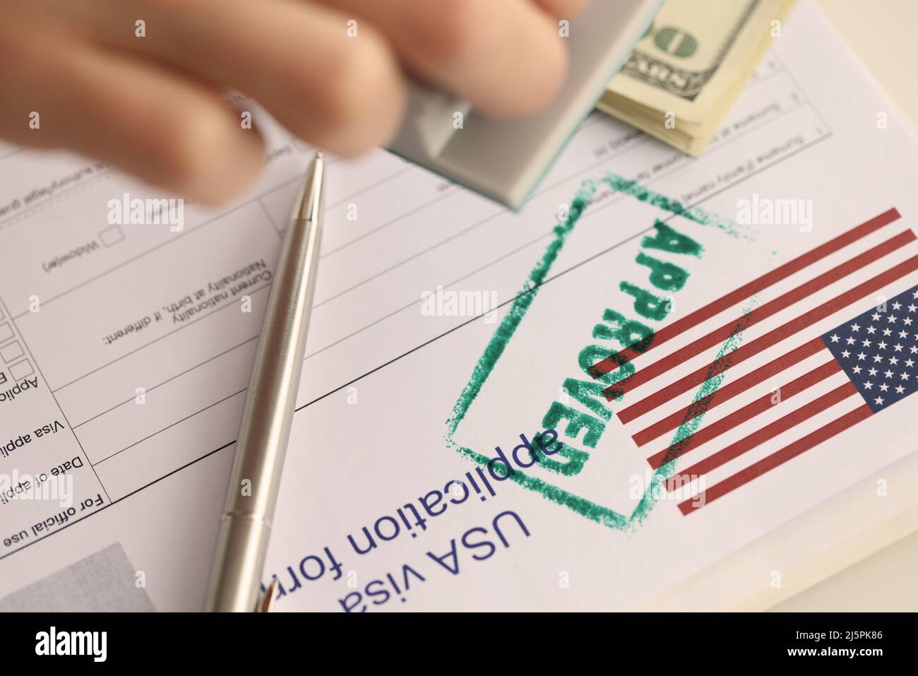 Us immigration application visa hi-res stock photography and images - Alamy