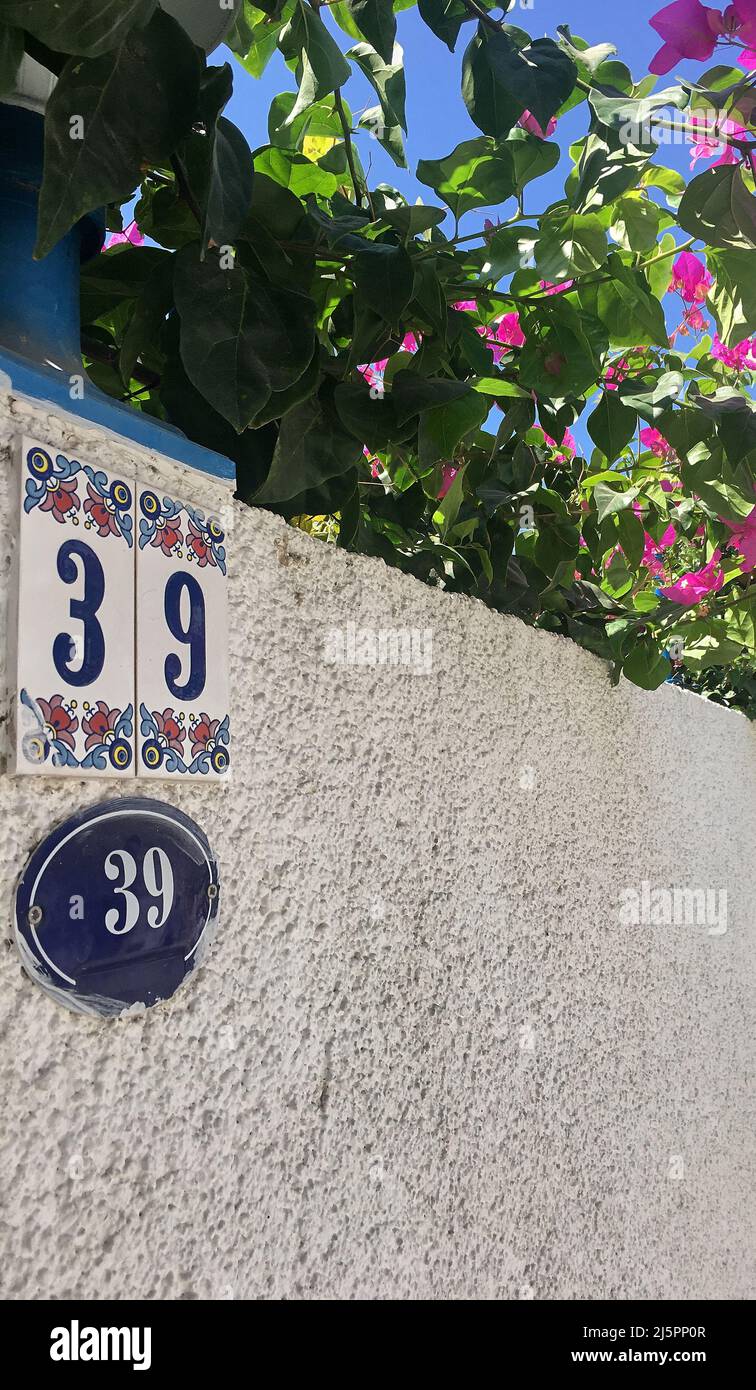 House number 39 sign hi-res stock photography and images - Alamy