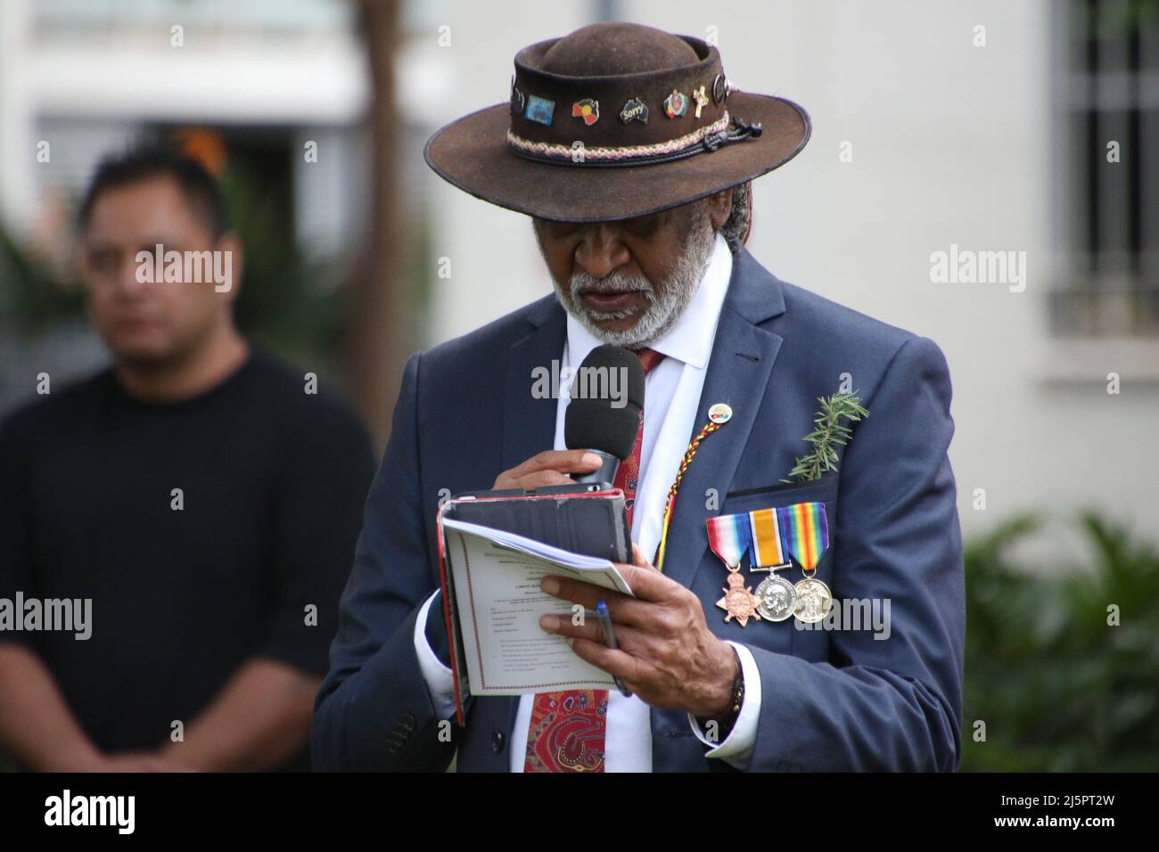 Sydney, Australia, 25th April 2022. Aboriginal Australians take part in ...