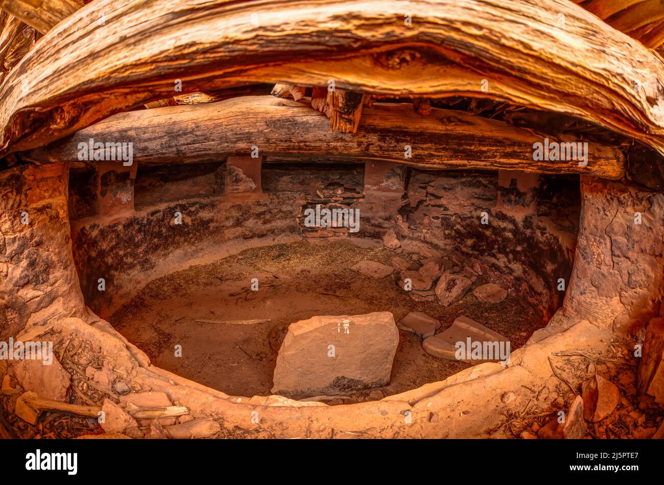 Fish-eye lens view inside a kiva in the Two Kivas Ruin in the Bears ...