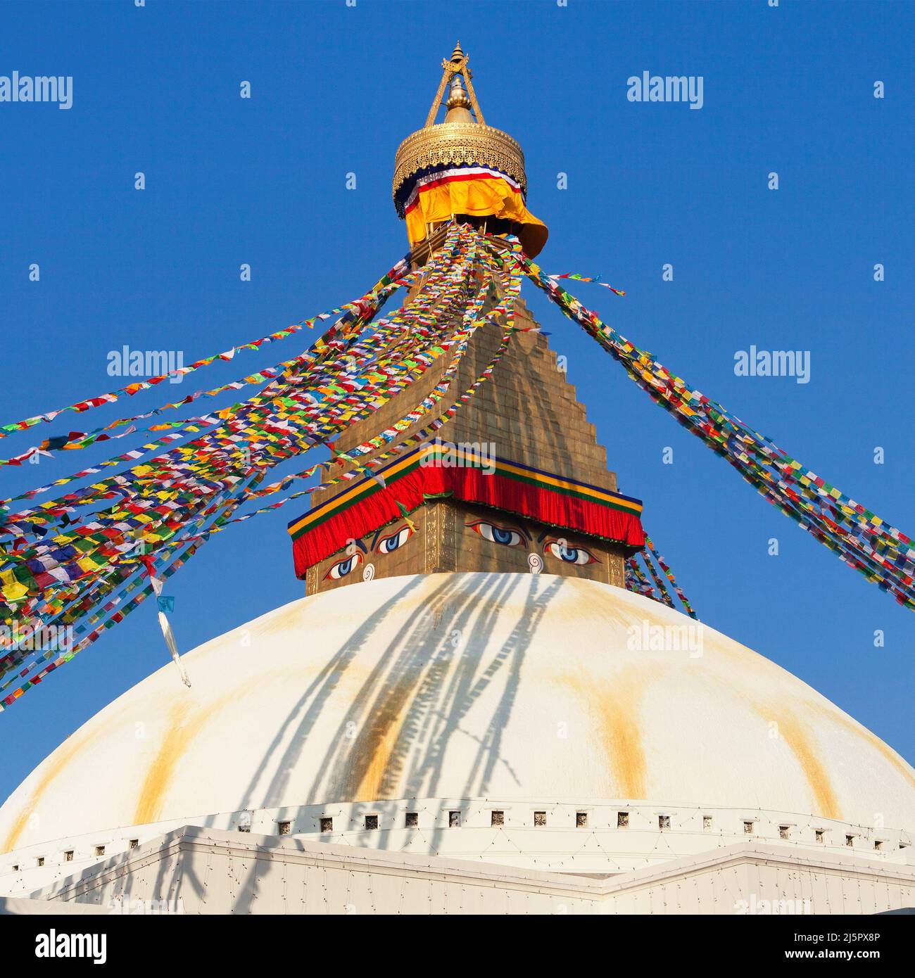 Stupa buddhism hi-res stock photography and images - Alamy