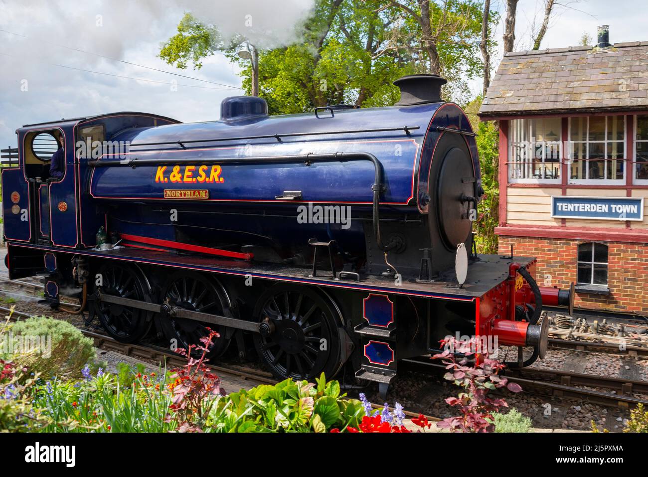 Kent & East Sussex Railway, Tenterden, Kent, UK. 25th Apr, 2022. The ...
