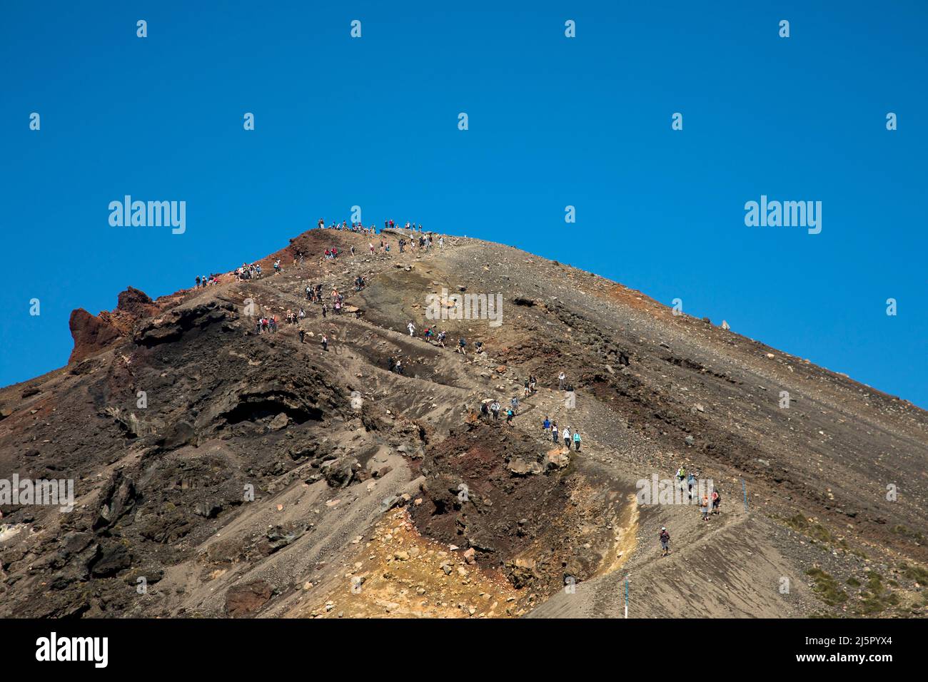 The Tongariro Alpine Crossing in Tongariro National Park is a tramping ...
