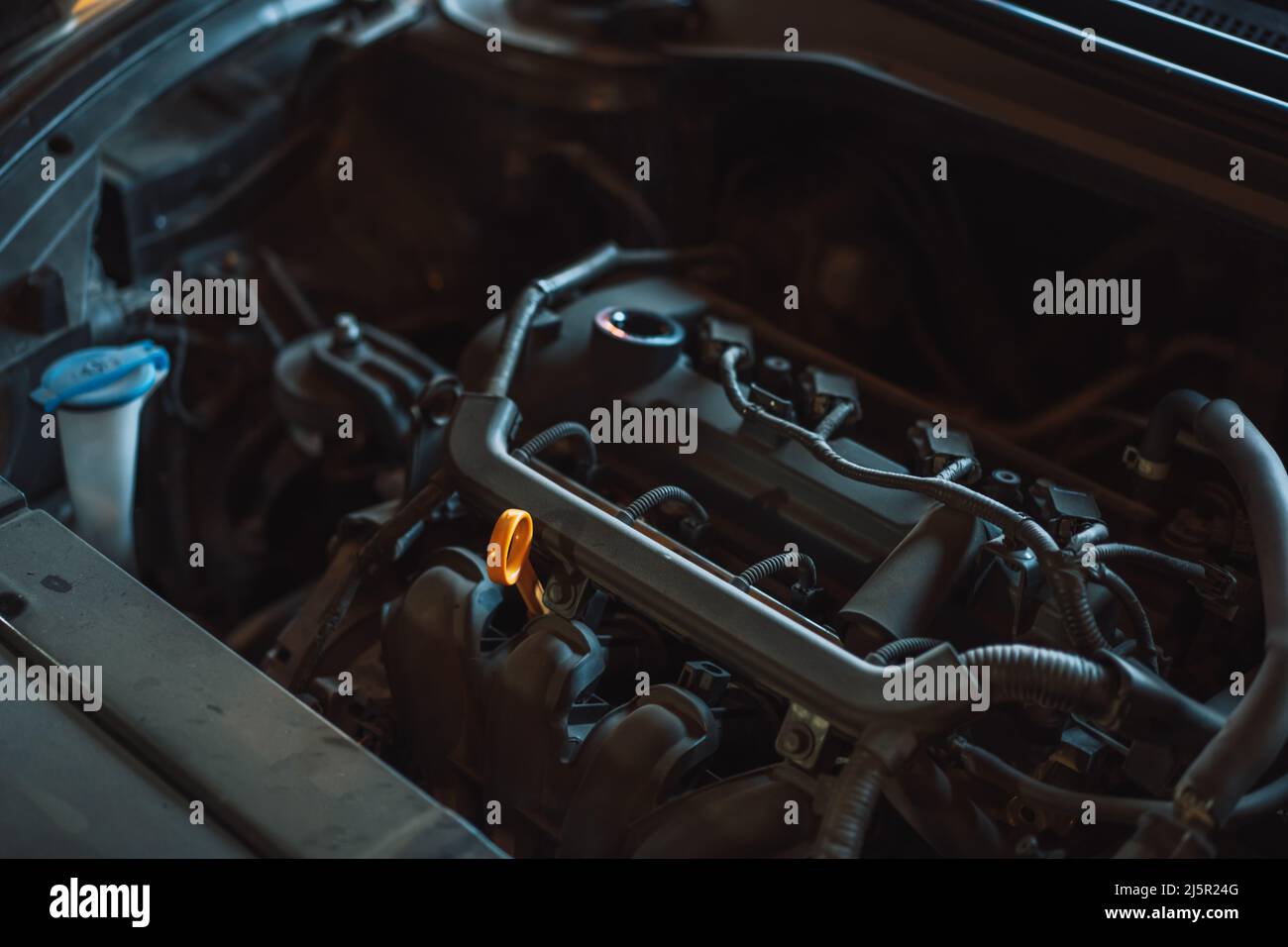 Internal combustion engine of car close-up Stock Photo - Alamy