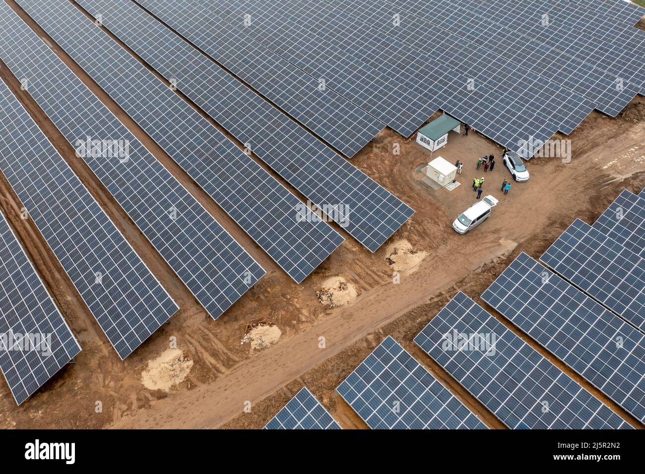 25 April 2022, Saxony, Zwickau: View of a new solar park on the site of ...