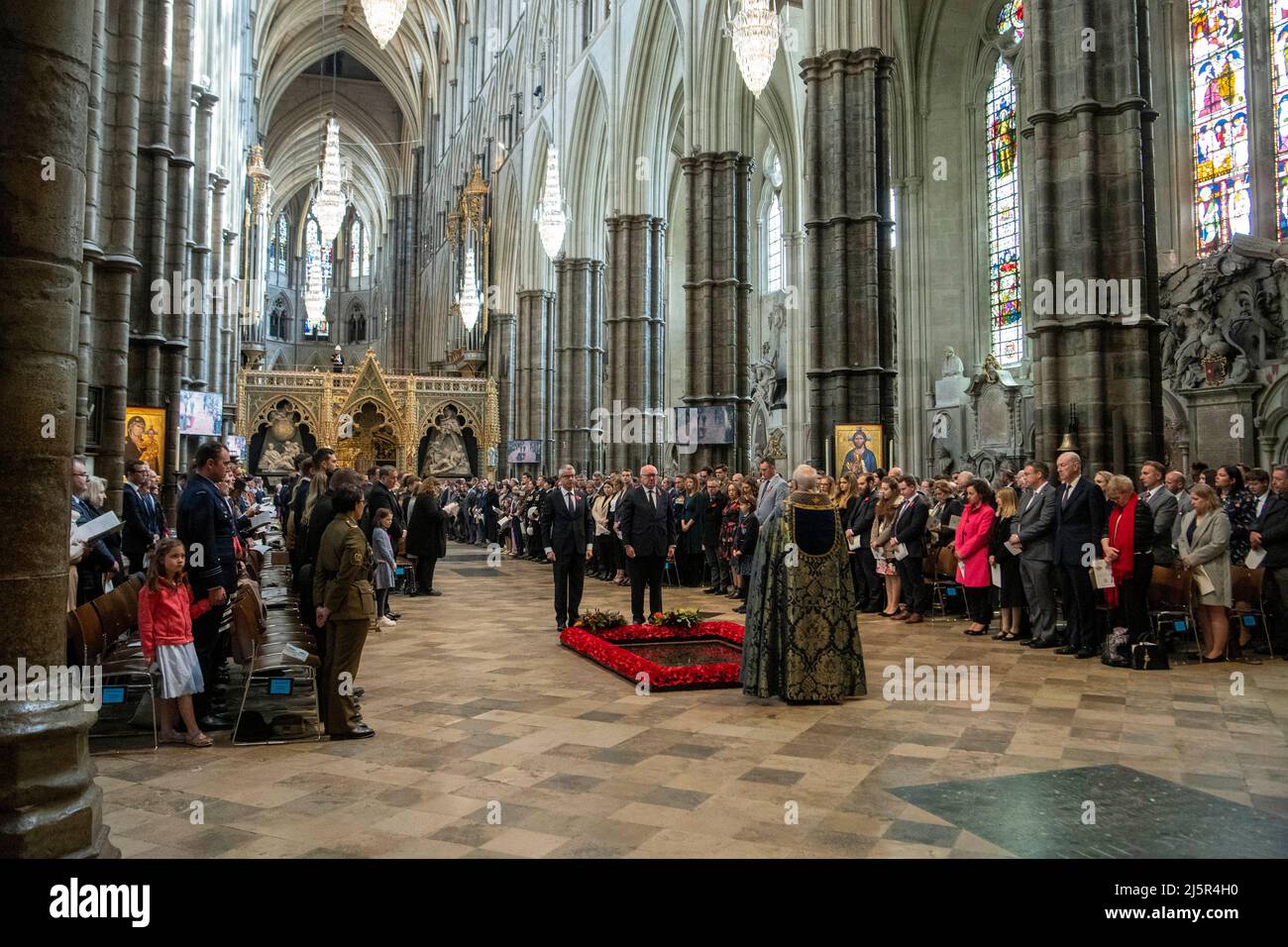 New Zealand High Commisioner Bede Corry (left) and Australian High ...