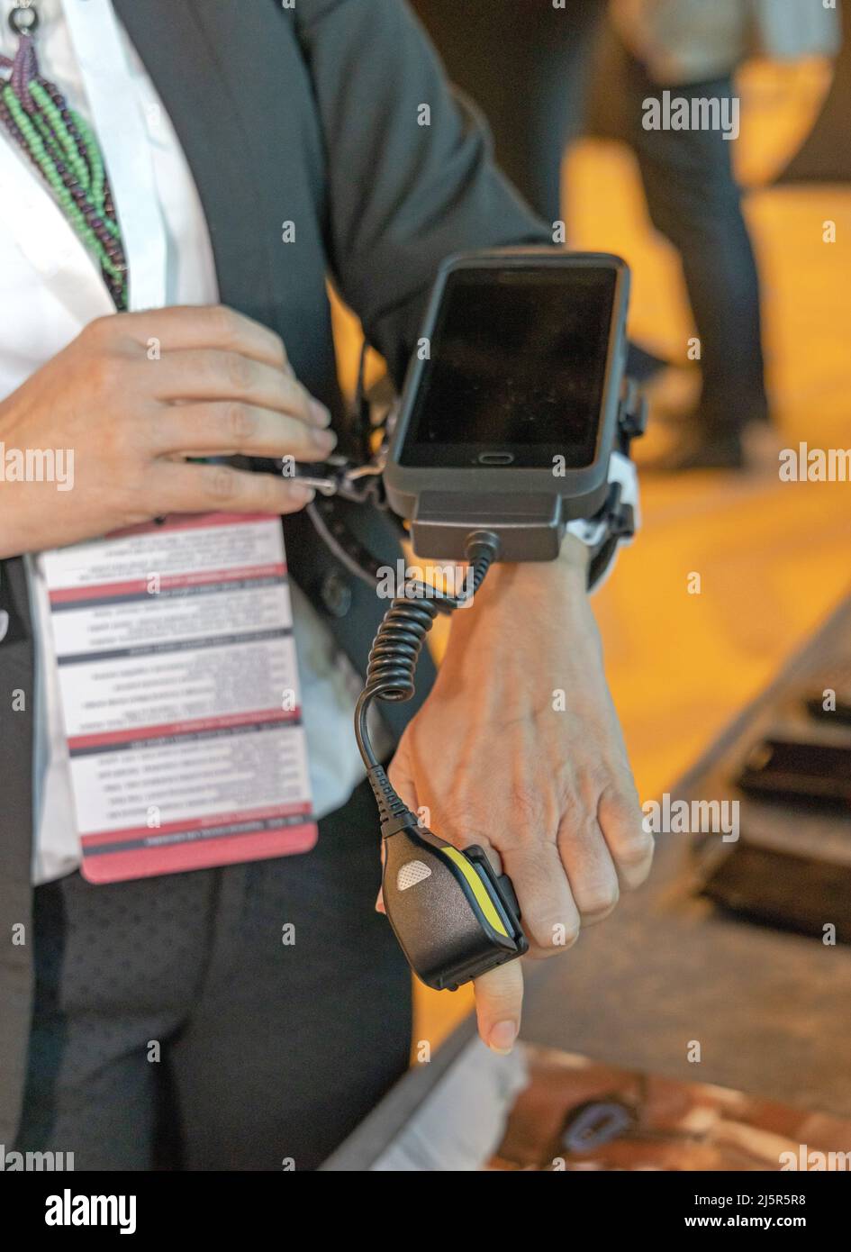 Portable Smart Computer With Finger Ring Barcode Scanner Technology ...