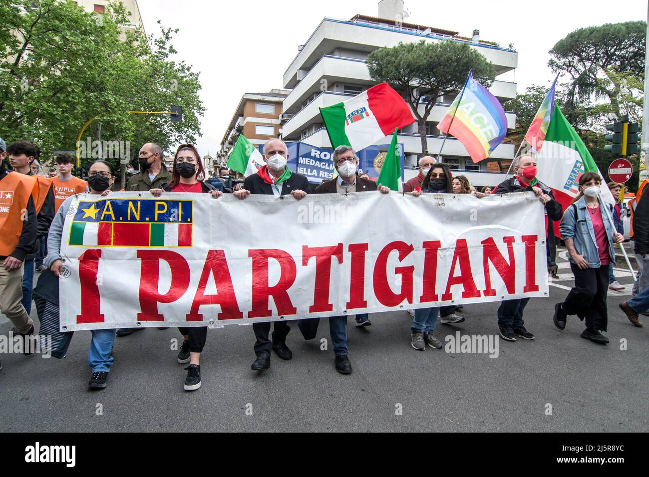 1945 partisans italy hi-res stock photography and images - Alamy