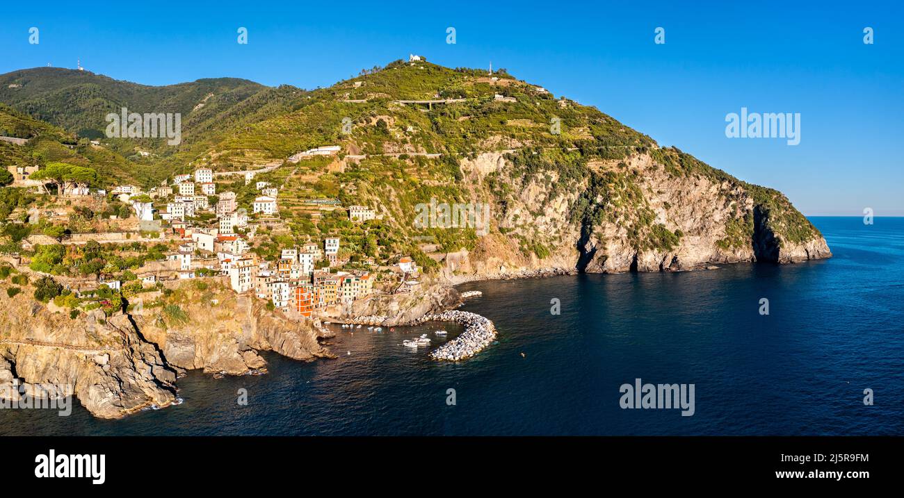 Aerial view of Riomaggiore village at the Cinque Terre, UNESCO world ...