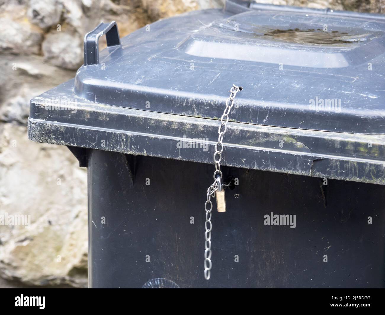 Locked bin hi-res stock photography and images - Alamy