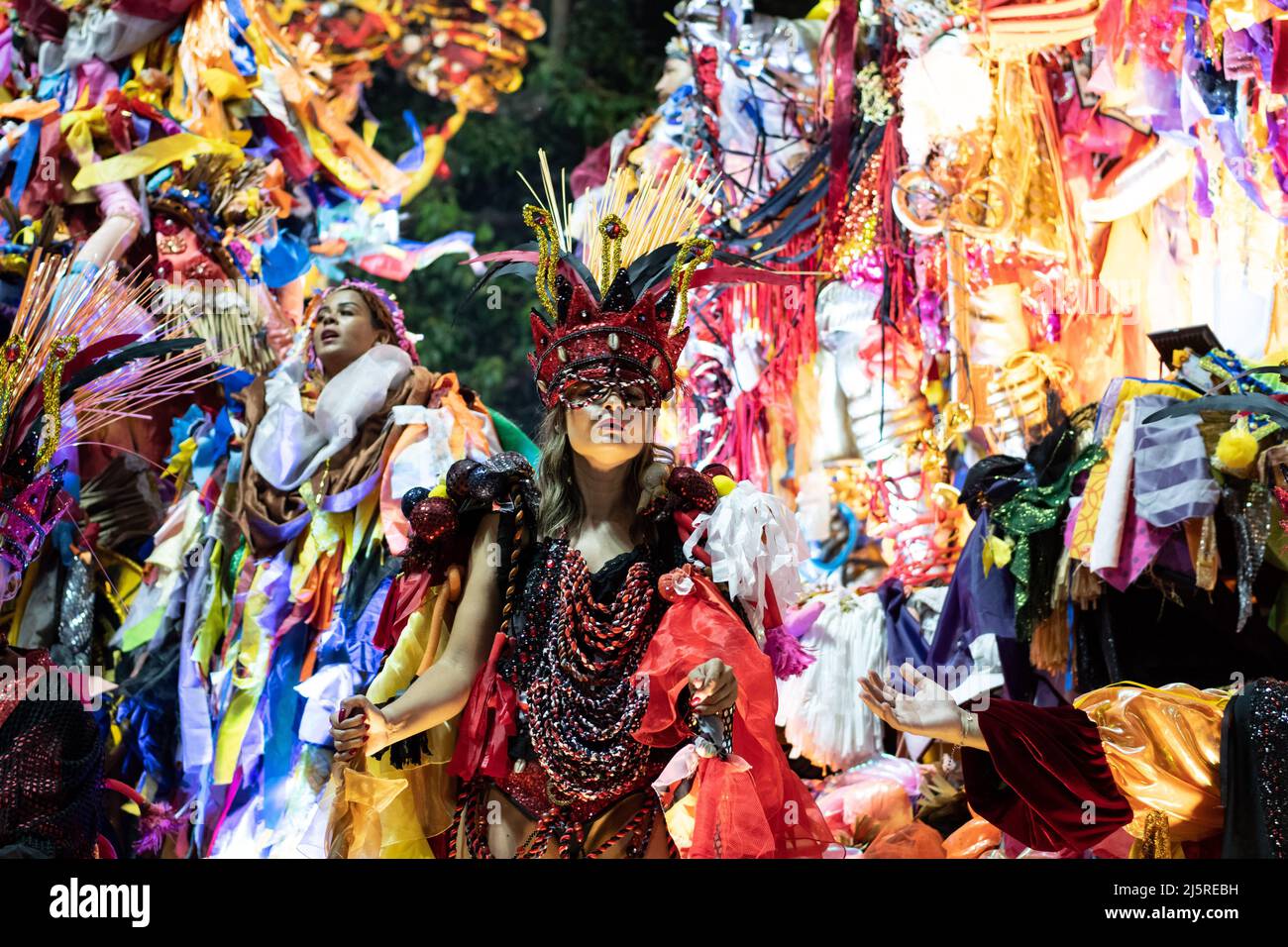 RIO DE JANEIRO, RJ - 24.04.2022: PARADE SAMBA SCHOOLS CARNAVAL RJ 2022 ...