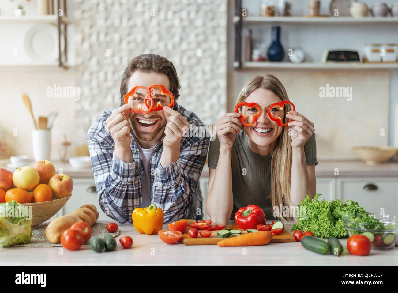 Funny dinner table hi-res stock photography and images - Alamy