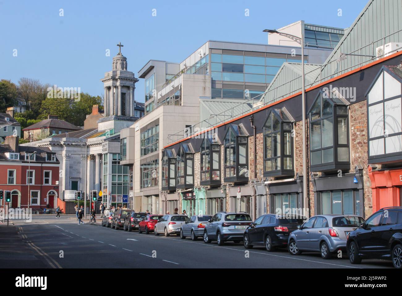 Ship street hi-res stock photography and images - Alamy