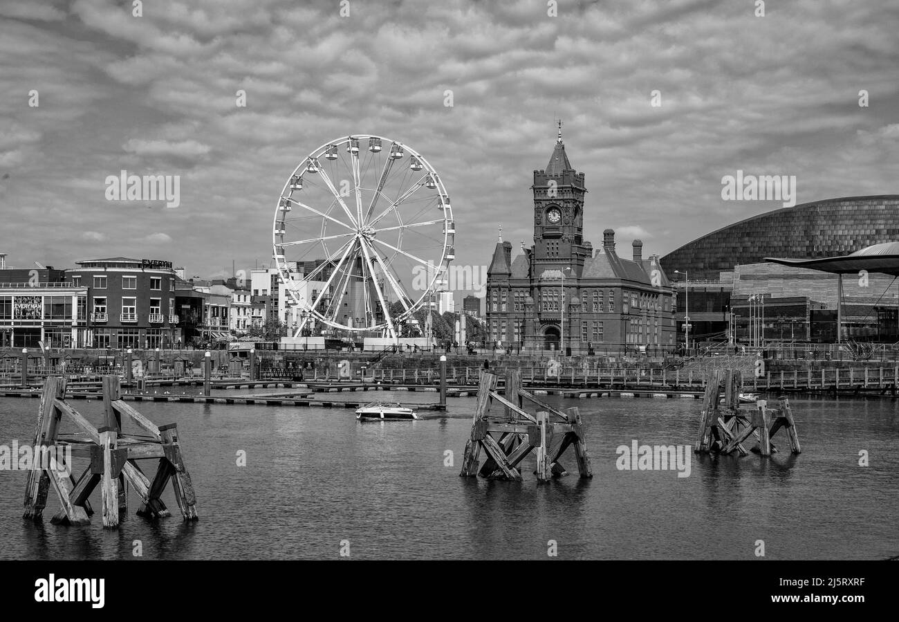 Cardiff bay wales Black and White Stock Photos & Images - Alamy