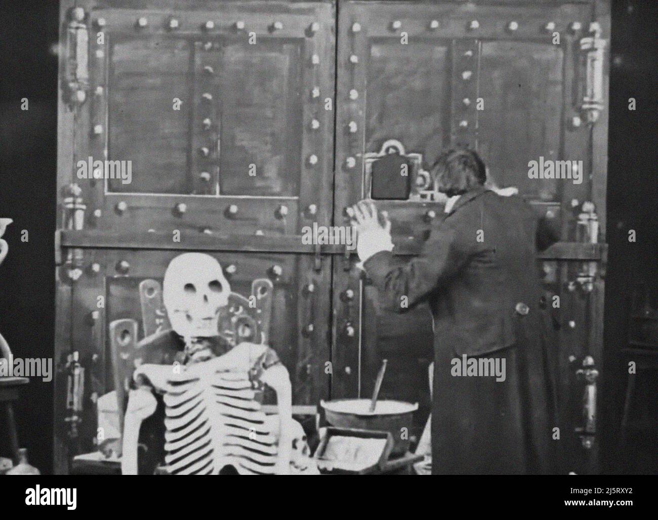 Edisons Frankenstein vintage still Stock Photo - Alamy