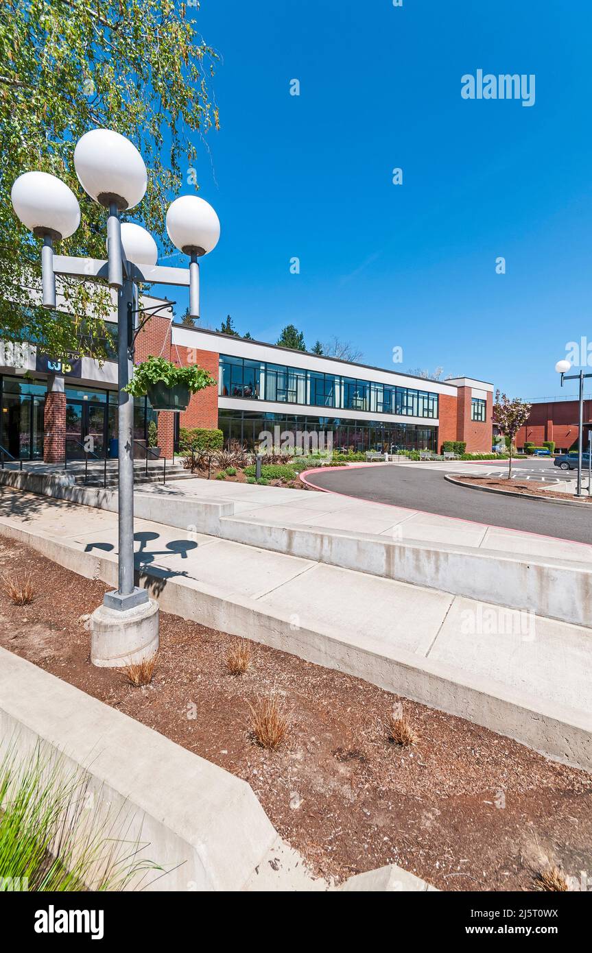 Warner pacific university hi-res stock photography and images - Alamy