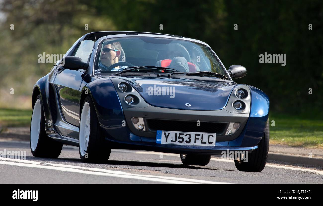 Smart roadster hi-res stock photography and images - Alamy