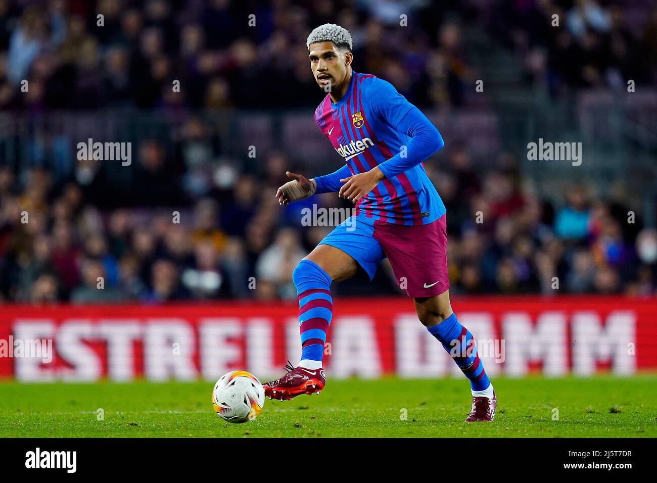 Ronald Araujo of FC Barcelona during the La Liga match between FC ...