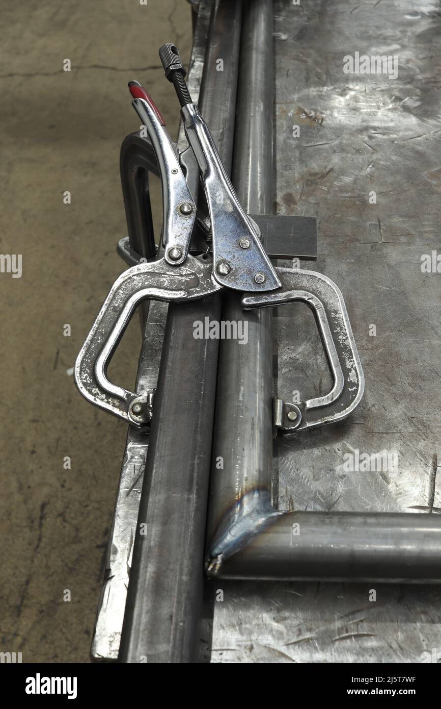 Clampsonmetal hi-res stock photography and images - Alamy