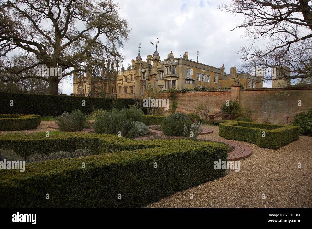 Stately homes, hertfordshire hi-res stock photography and images - Alamy