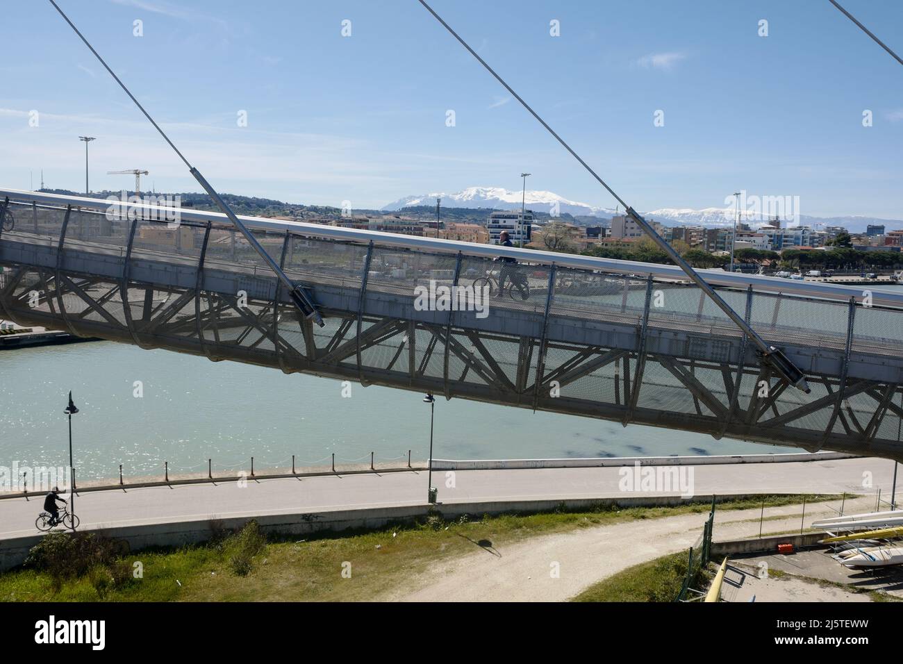 Ponte del Mare (Sea Bridge), completed in 2009, designed by Walter ...