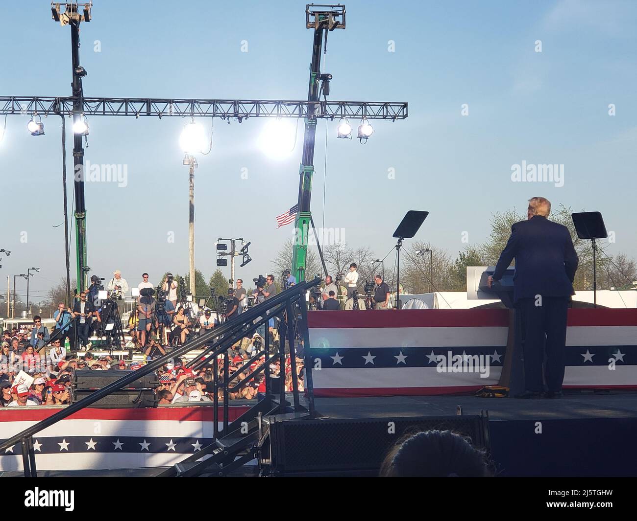 Donald trump rally 2022 hi-res stock photography and images - Alamy