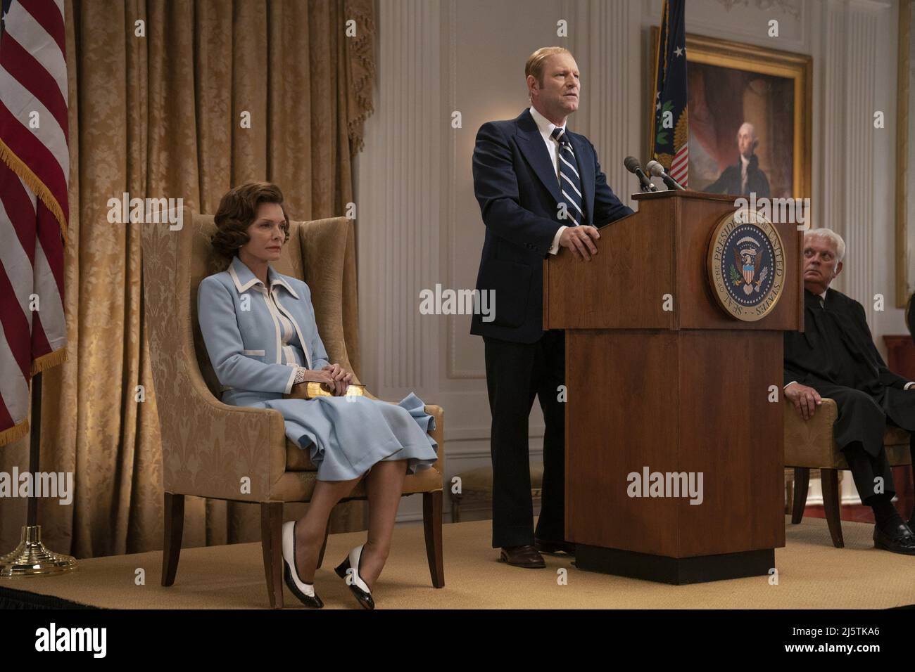 THE FIRST LADY, from left: Michelle Pfeiffer as Betty Ford, Aaron ...