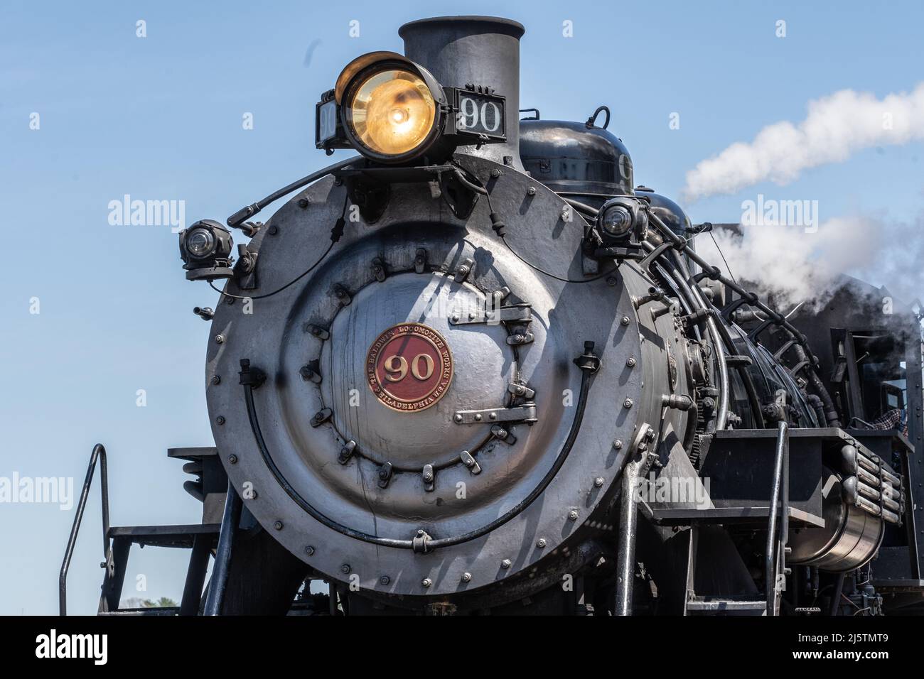 Front view of steam locomotive hi-res stock photography and images - Alamy