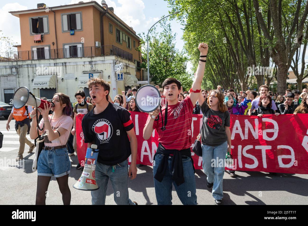 Rome, Italy, Italy. 25th Apr, 2022. Thousands of people marched on ...